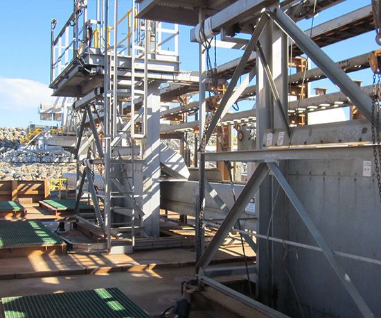 Cable Operated Screen - Wastewater Solution from DT