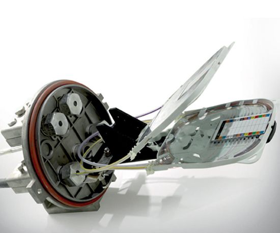 OPGW Joint box protects fiber optic cable joints